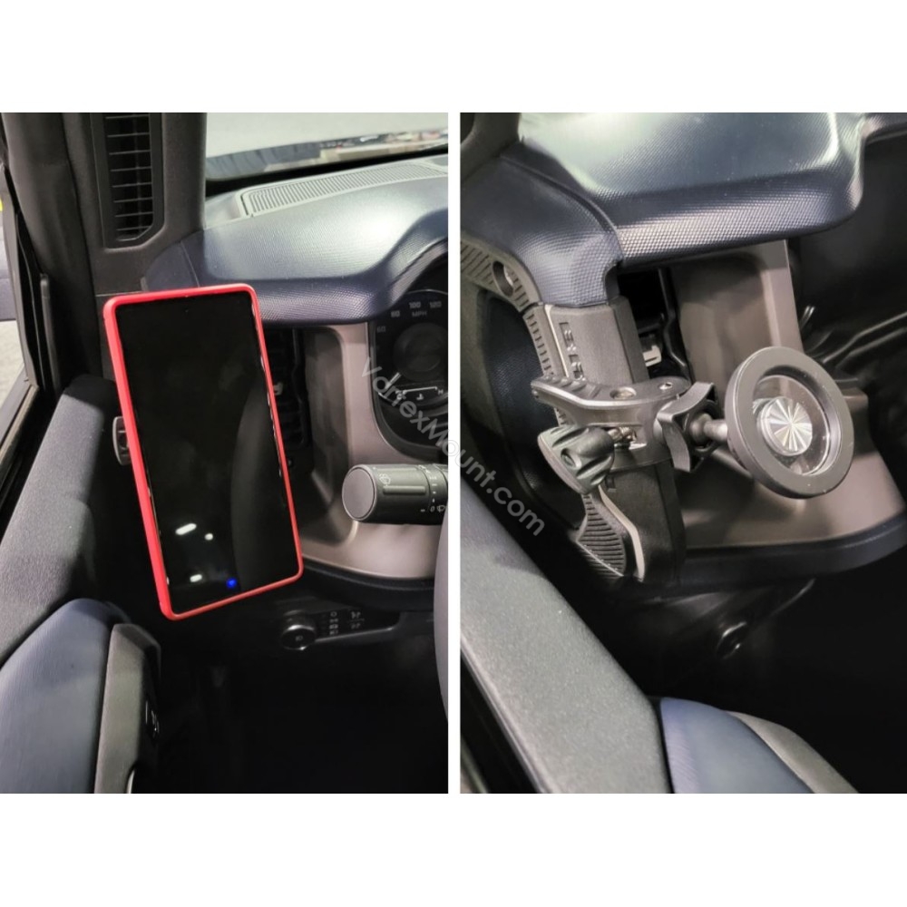 Ford Bronco dashboard Magsafe Phone mount